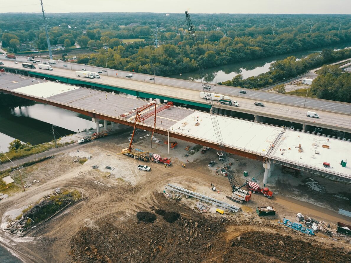 Multifaceted Success Along the I-294 Mile Long Bridge - Builder.Media